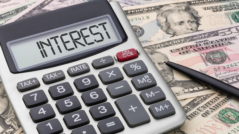 Here's the Annual Cost of Carrying a $5,000 Credit Card Balance