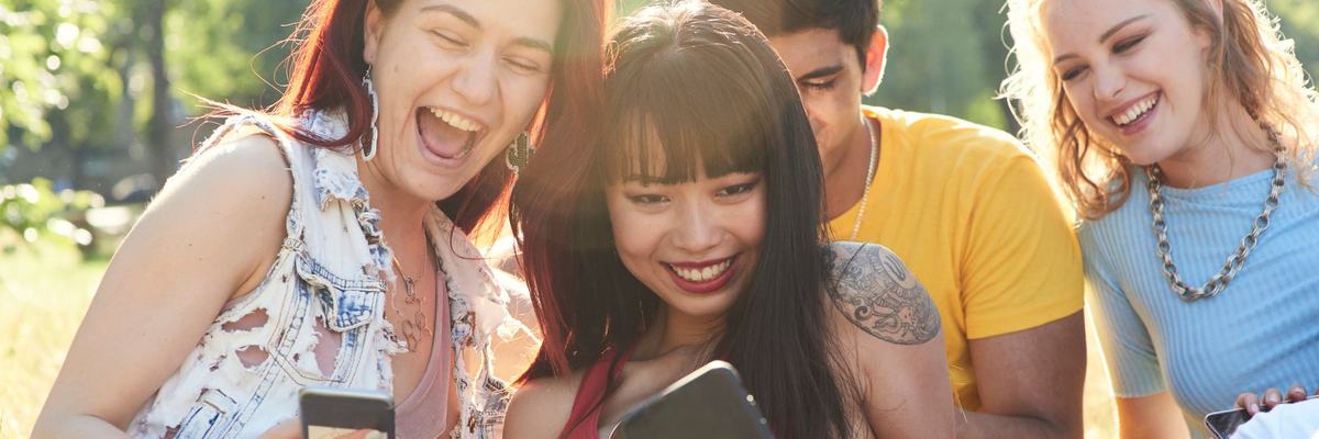 T-Mobile vs. Verizon: Who Has the Best Family Plans?