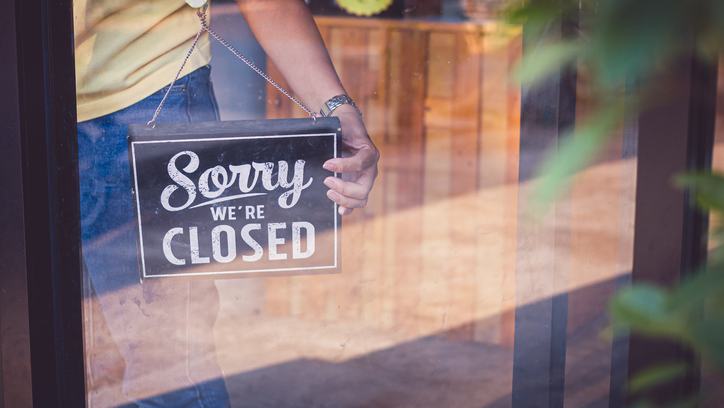 Why Banks Are Closing Branches Across the Country