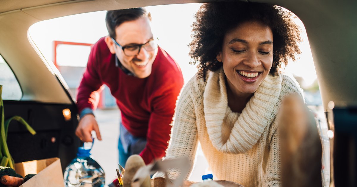 Here's How Couples Can Double Their Grocery Rewards Without Spending a ...