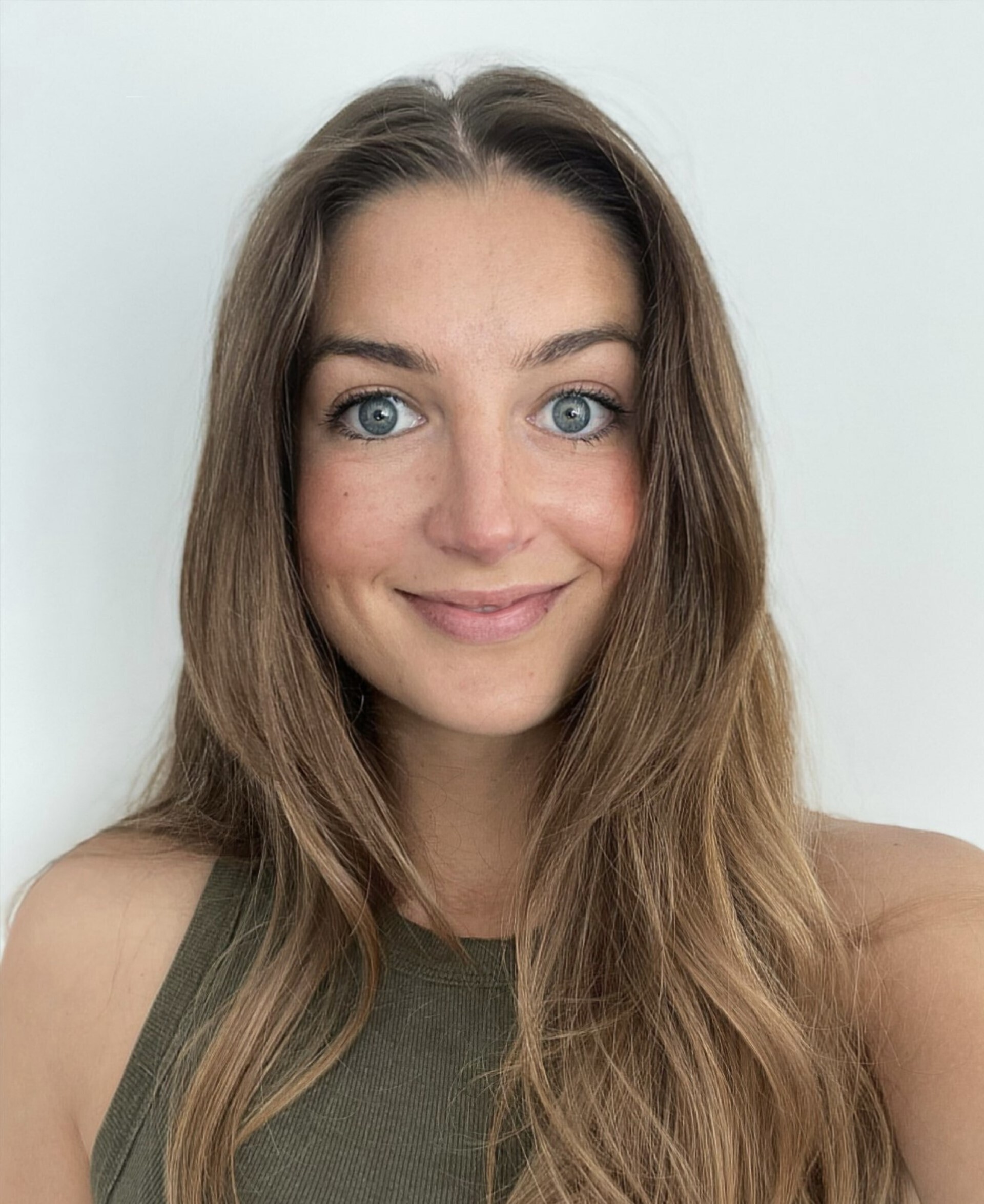 Meghan Hall's Instagram, Twitter & Facebook on IDCrawl