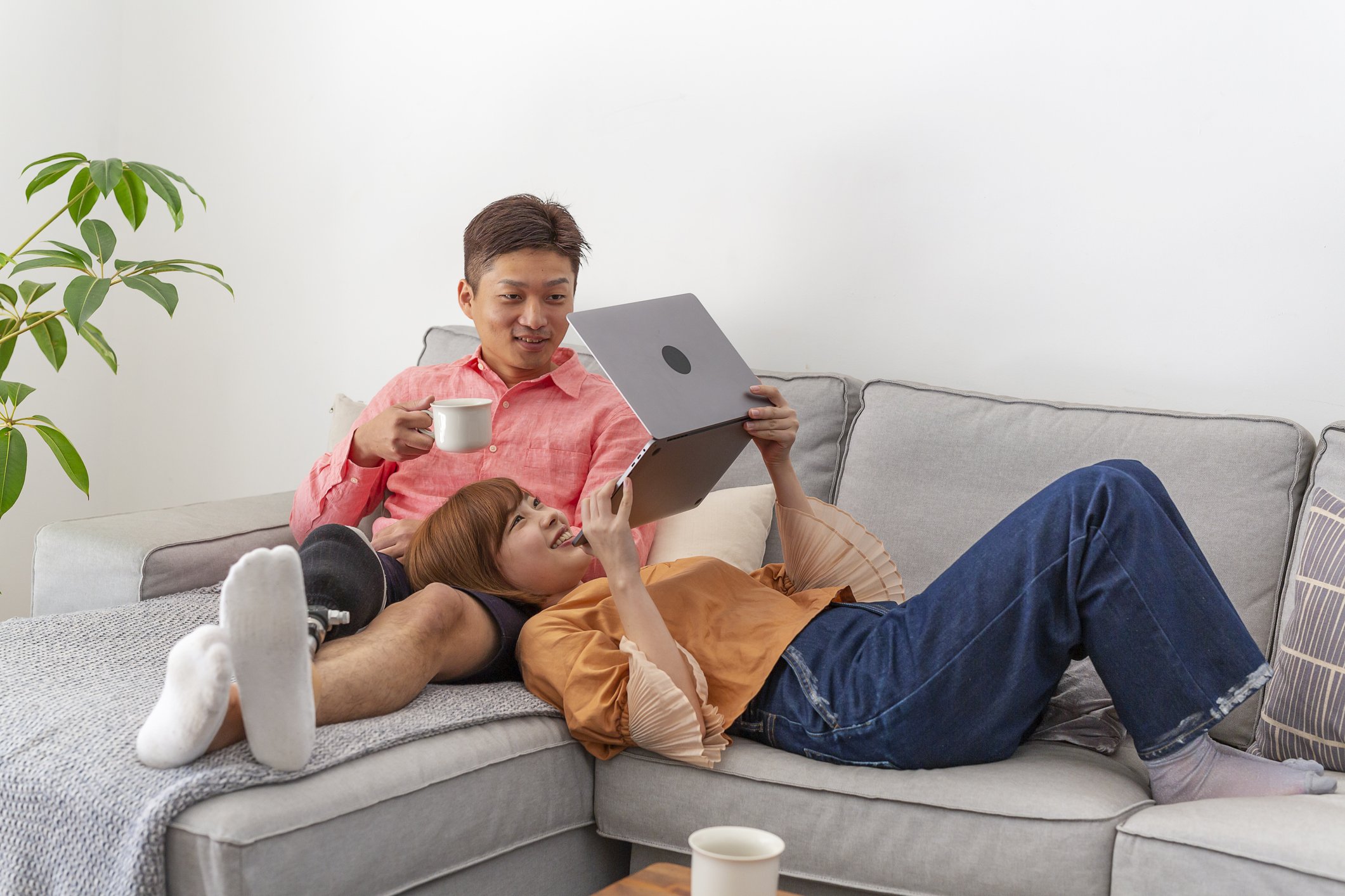 12 Ways to Know You're Financially Stable | The Motley Fool