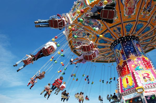 What Is Swing Trading? | The Motley Fool